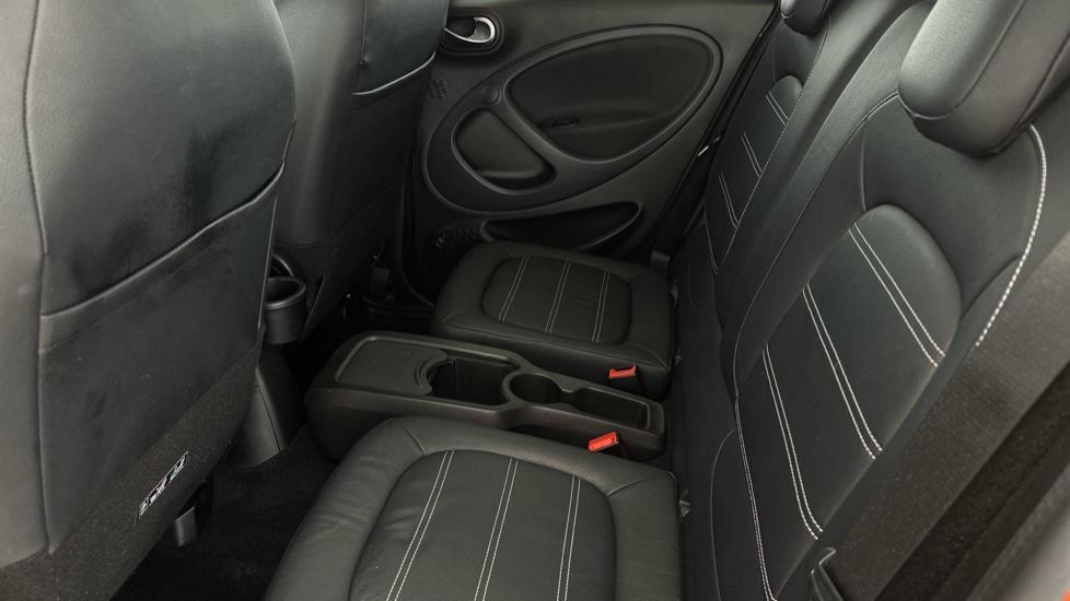 Used 2021 GREY smart forfour 60kW EQ Exclusive 17kWh 5dr Auto [22kWch ...