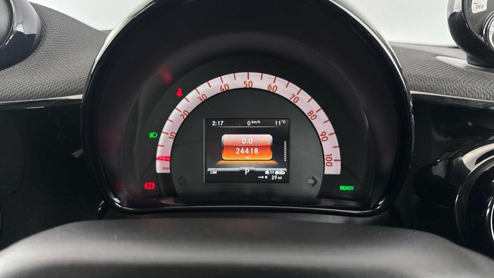 Used 2020 SILVER smart forfour 60kW EQ Prime Exclusive 17kWh 5dr Auto ...