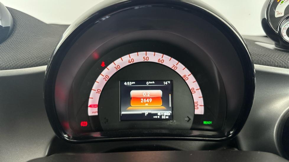 Used 2021 BLACK smart forfour 60kW EQ Premium 17kWh 5dr Auto [22kWch ...