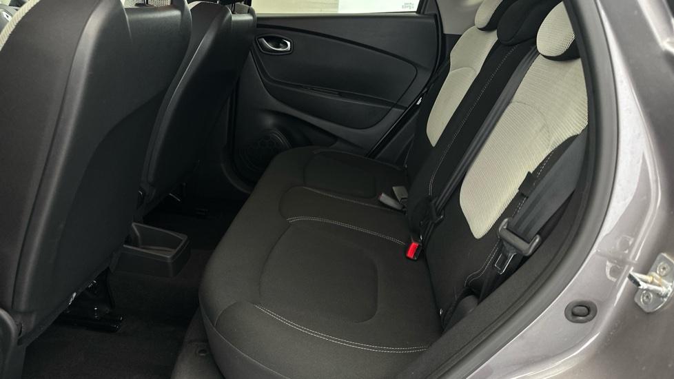 Used 2018 GREY Renault Captur 0.9 TCE 90 Iconic 5dr, 37,710 miles - cinch