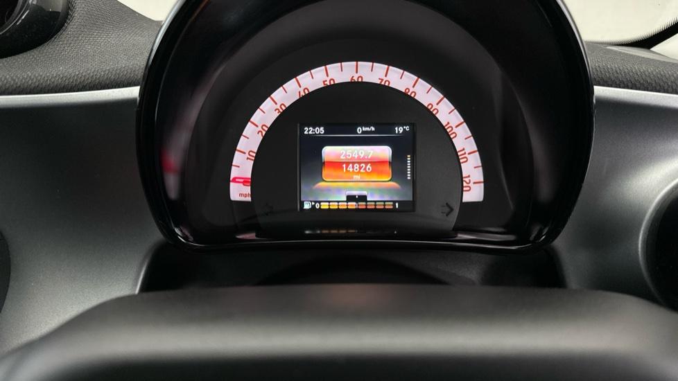 Used 2018 GREY smart forfour 1.0 Passion 5dr, 14,826 miles - cinch