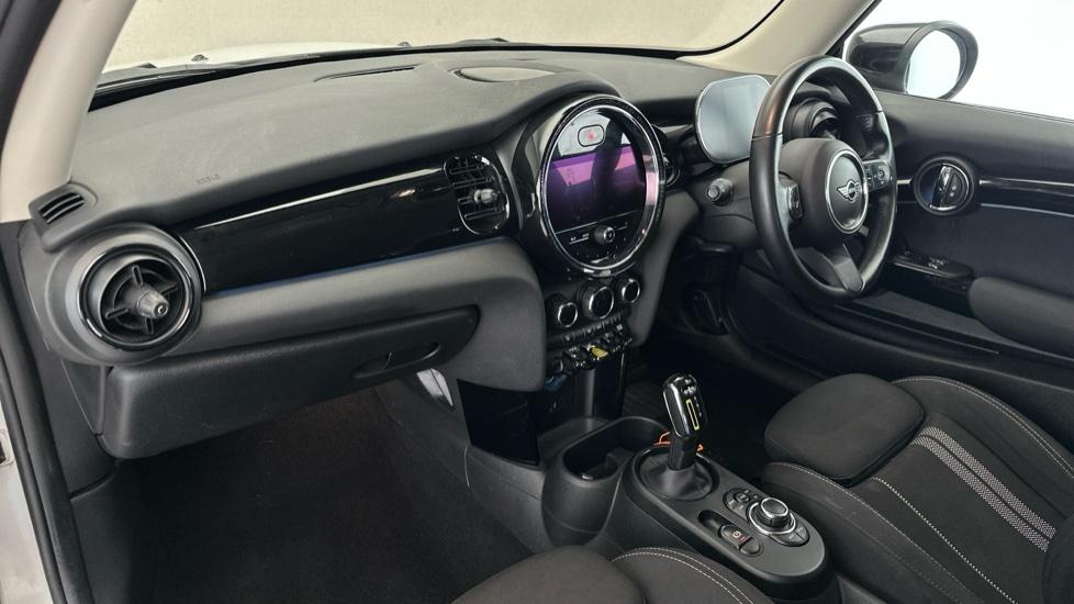 Used 2022 SILVER MINI Hatchback 135kW Cooper S Level 1 33kWh 3dr Auto ...