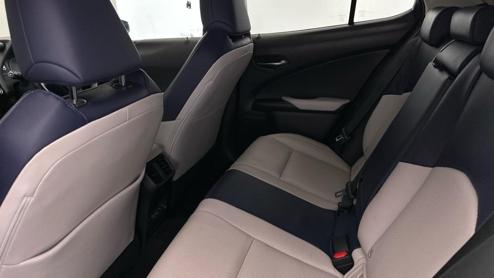 Used 2021 BLACK Lexus UX 300e 150kW 54.3 kWh 5dr E-CVT [Premium Plus ...
