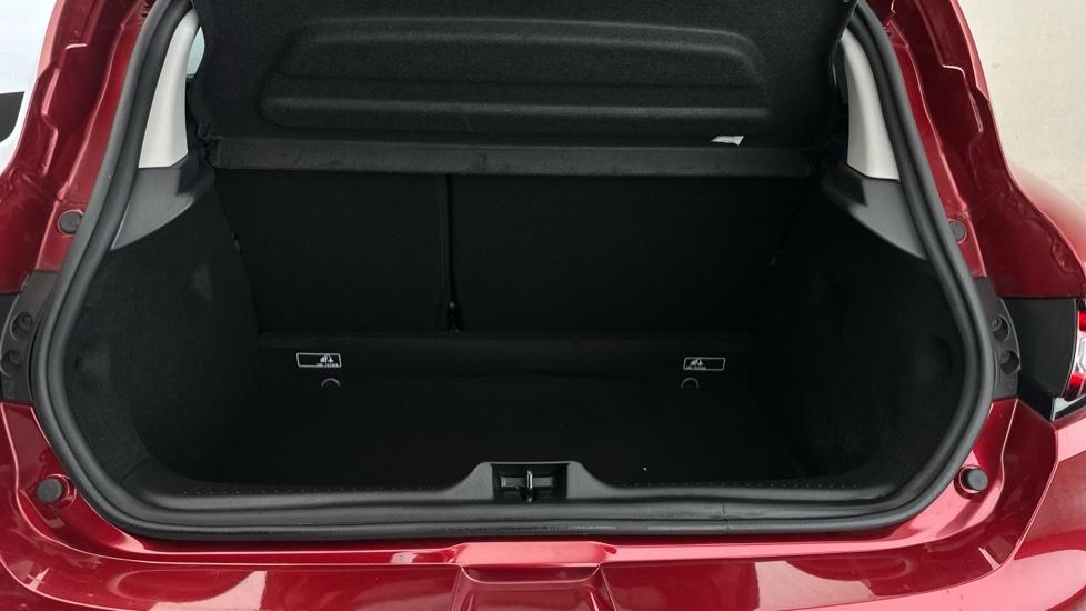 Used 2017 RED Renault Clio 1.5 dCi 90 Dynamique S Nav 5dr Auto, 9,333 ...