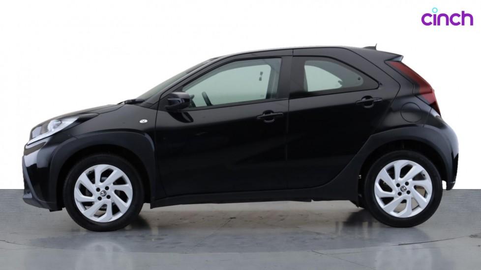 Used 2023 BLACK Toyota Aygo X 1.0 VVT-i Pure 5dr, 6,118 miles - cinch