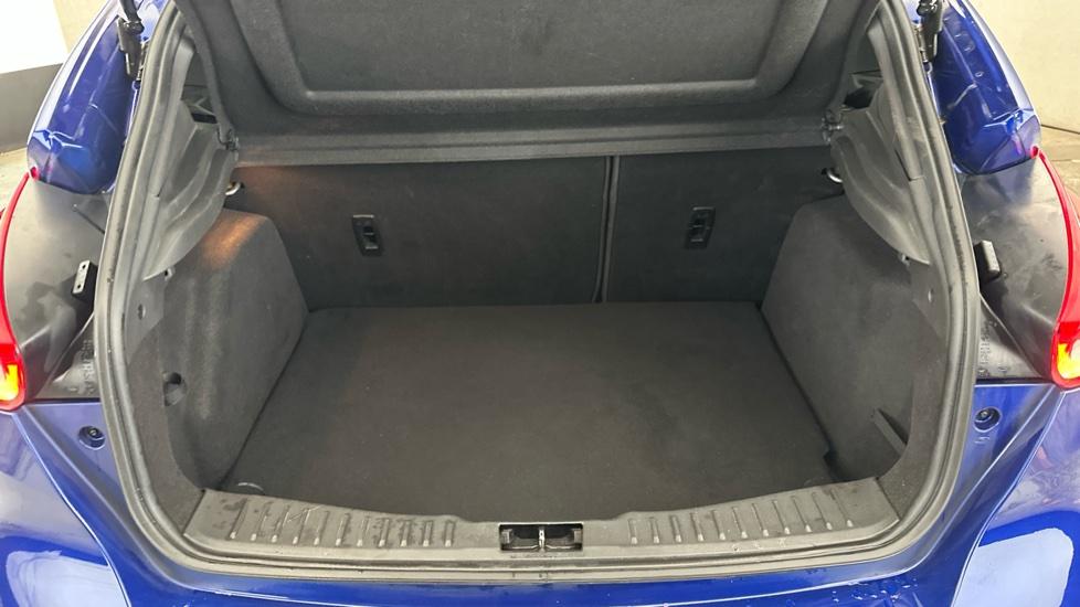 Used 2018 BLUE Ford Focus 2.0T EcoBoost ST-3 Navigation 5dr, 82,329 ...