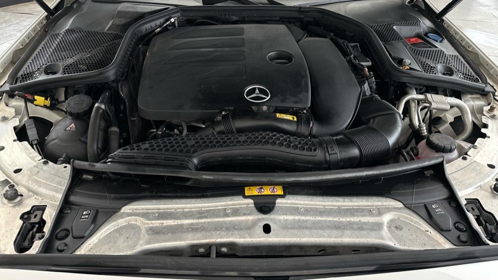 Used 2019 WHITE Mercedes-Benz C-Class C200 AMG Line 4dr 9G-Tronic ...