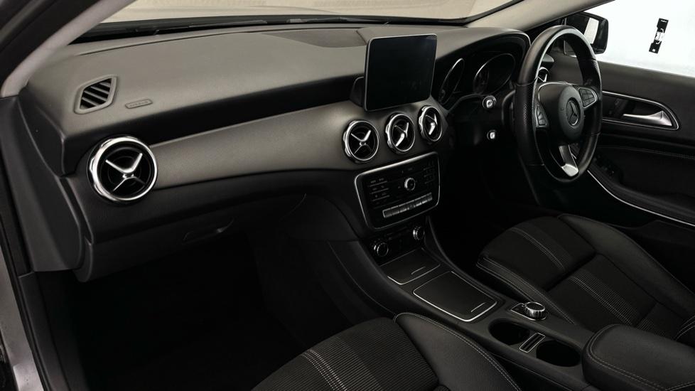 Used 2019 GREY Mercedes-Benz GLA GLA 180 Urban Edition 5dr Auto, 43,662 ...
