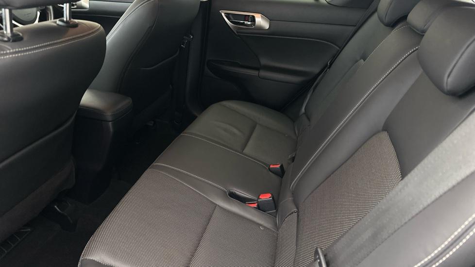 Used 2018 WHITE Lexus CT 200h 1.8 Luxury 5dr CVT, 32,899 miles - cinch
