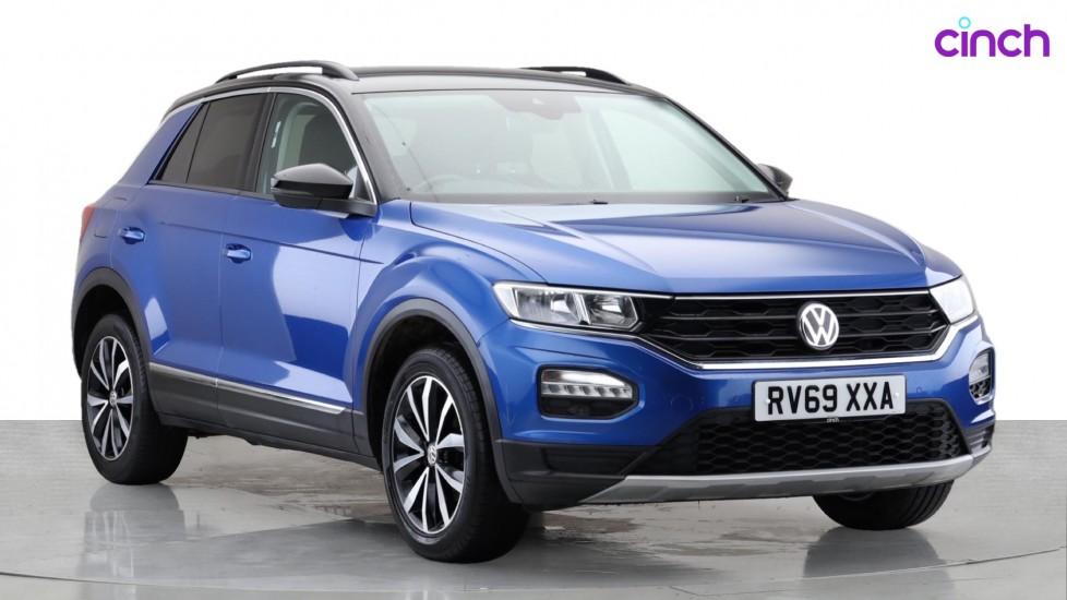 Used 2019 BLUE Volkswagen T-Roc 1.0 TSI Design 5dr, 72,120 miles - cinch