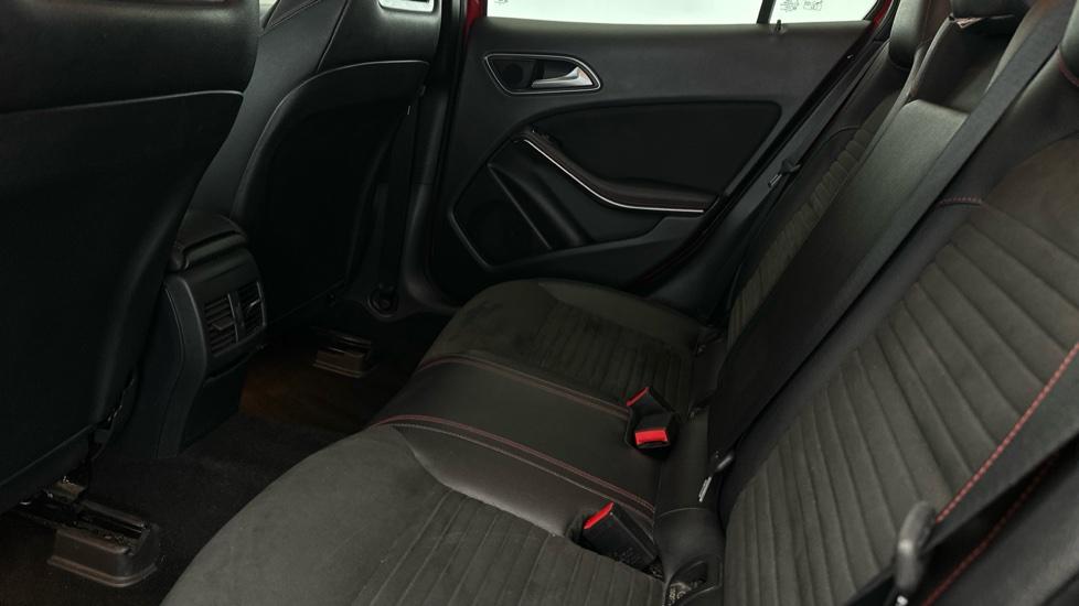 Used 2019 RED Mercedes-Benz GLA GLA 200 AMG Line Edition 5dr Auto ...