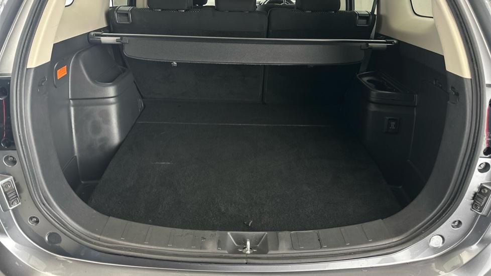 Used 2020 GREY Mitsubishi Outlander 2.4 PHEV Design 5dr Auto, 53,057 ...
