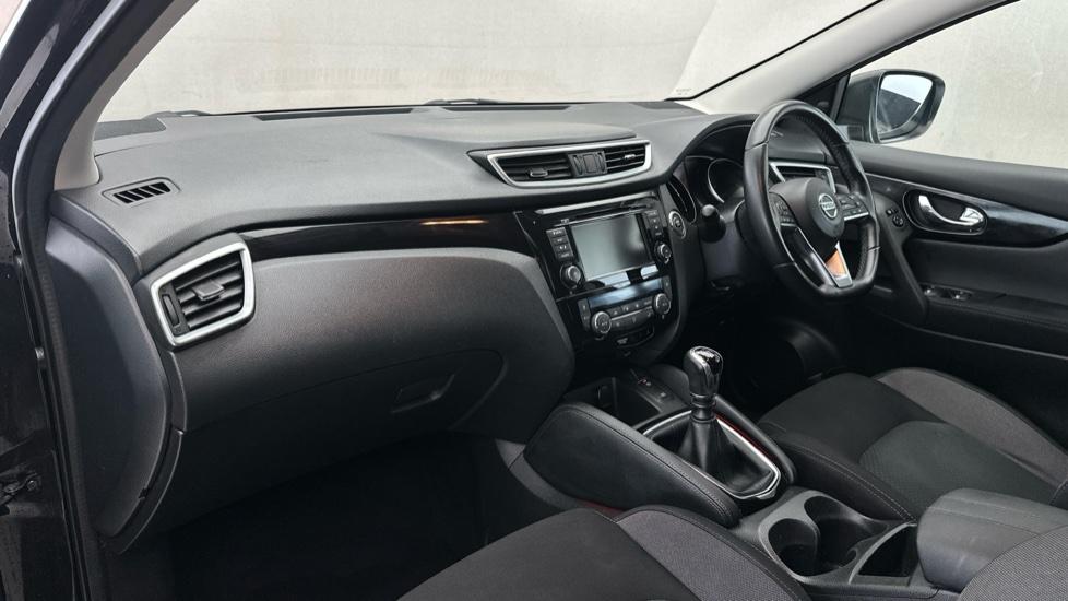 Used 2020 BLACK Nissan Qashqai 1.3 DiG-T N-Connecta 5dr, 48,830 miles ...