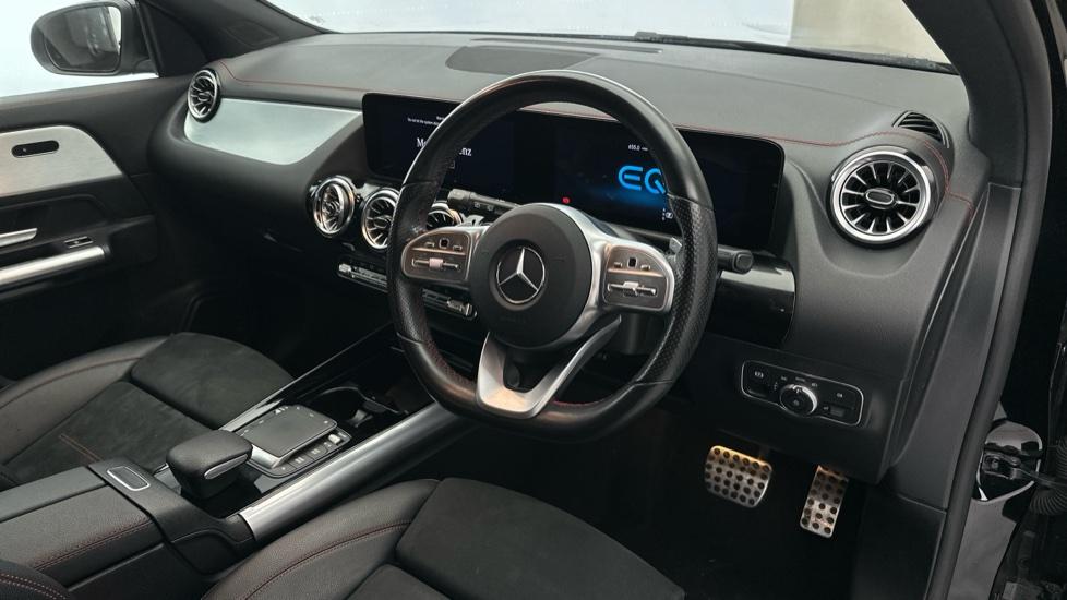 Used 2021 BLACK Mercedes-Benz EQA EQA 250 140kW AMG Line 66.5kWh 5dr ...