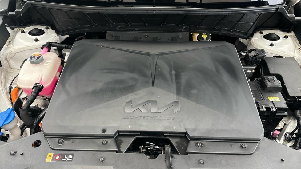 Used 2023 WHITE Kia Niro EV 150kW 3 65kWh 5dr Auto, 19,495 miles - cinch