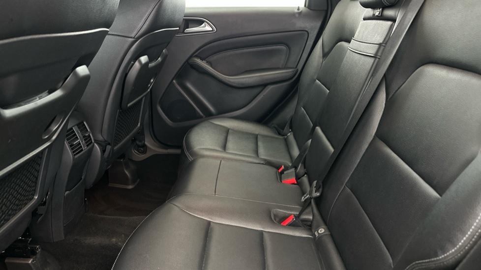 Used 2016 BLACK Mercedes-Benz B-Class B200d Sport Executive 5dr Auto ...