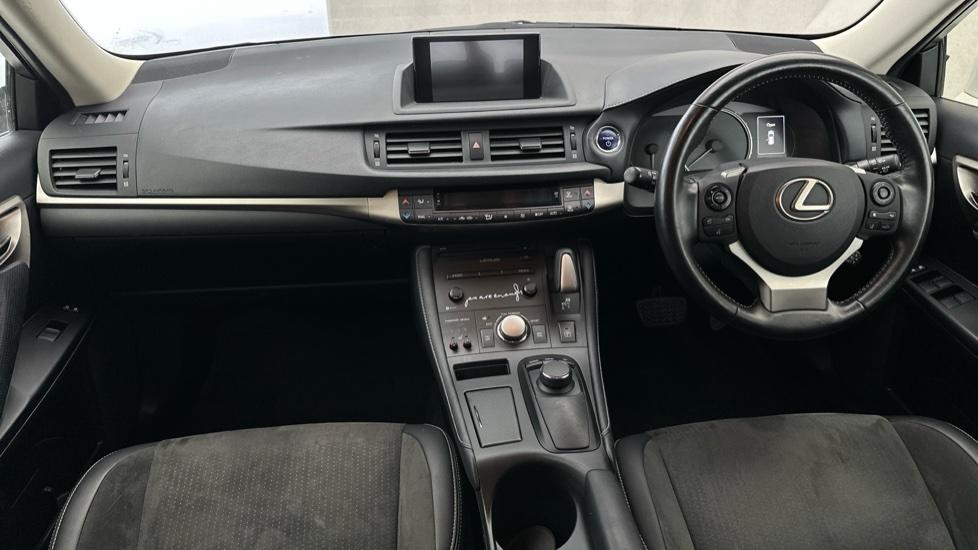 Used 2018 WHITE Lexus CT 200h 1.8 Luxury 5dr CVT [Leather/Premium Nav ...