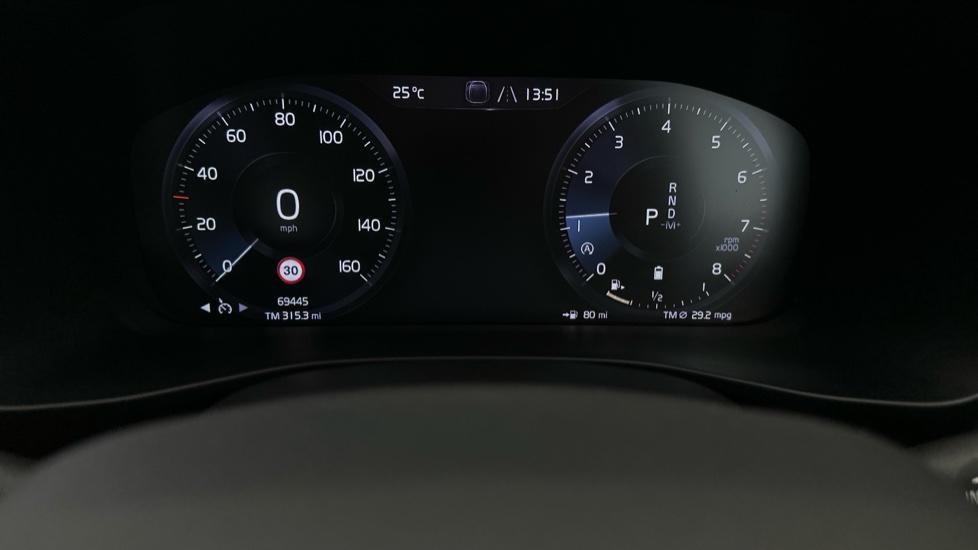 Used 2021 BLUE Volvo XC40 2.0 B4P Inscription Pro 5dr Auto, 69,445 ...