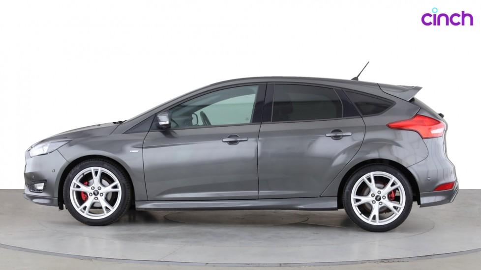 Used 2018 GREY Ford Focus 1.0 EcoBoost 140 ST-Line X 5dr, 70,241 miles ...