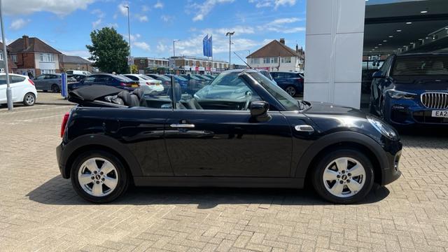Used 2020 BLACK MINI Convertible 1.5 Cooper Classic II 2dr, 15,340 ...