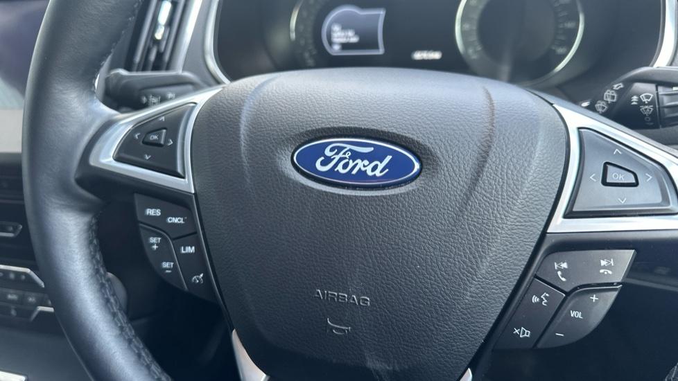 Used 2022 BLACK Ford Galaxy 2.5 FHEV 190 Titanium 5dr CVT, 6,574 miles ...