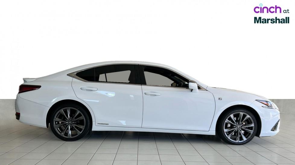 Used 2020 WHITE Lexus ES 300h 2.5 F-Sport 4dr CVT [Tech/Safety Pack ...