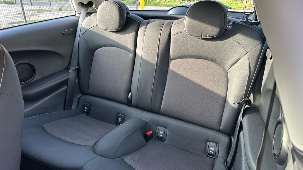 Used 2019 BLUE MINI Hatchback 1.5 Cooper Classic II 3dr, 59,621 miles ...