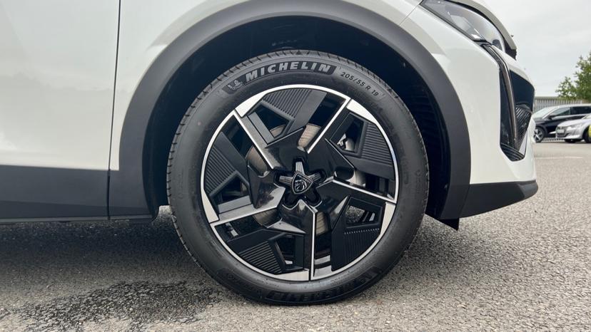 Used 2023 WHITE Peugeot 408 1.6 Hybrid 225 Allure Premium 5dr e-EAT8 ...