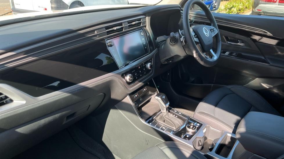 Used 2025 WHITE KGM Korando 1.5 K35 5dr Auto, 783 miles - cinch