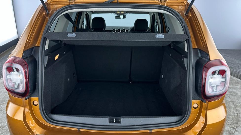 Used 2019 ORANGE Dacia Duster 1.6 SCe Comfort 5dr, 37,209 miles - cinch