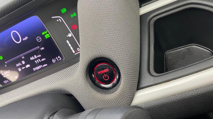 Used 2020 WHITE Honda Jazz 1.5 i-MMD Hybrid Crosstar EX 5dr eCVT ...