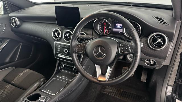 Used 2018 BLACK Mercedes-Benz A-Class A200d Sport Edition Plus 5dr Auto ...