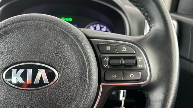 Used 2017 BLUE Kia Sportage 1.6 GDi ISG 2 5dr, 25,103 miles - cinch
