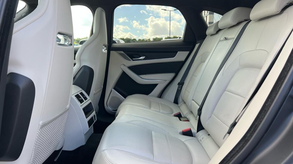 Used 2022 BLACK Jaguar F-PACE 2.0 D200 R-Dynamic HSE 5dr Auto AWD ...