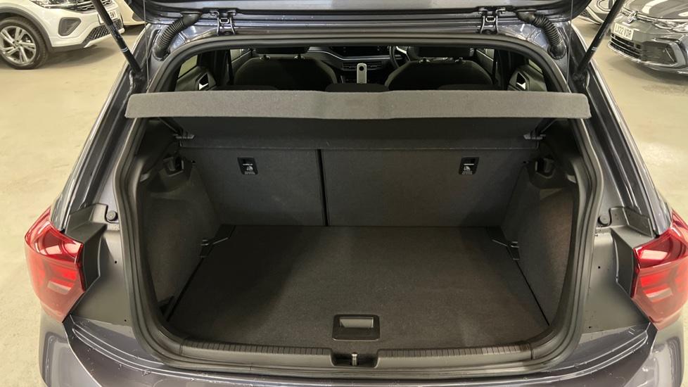 Used 2025 GREY Volkswagen Polo 1.0 TSI 115 R-Line 5dr DSG, 3,545 miles ...