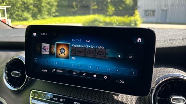 Used 2021 SILVER Mercedes-Benz V-Class V220 d AMG Line 5dr 9G-Tronic ...