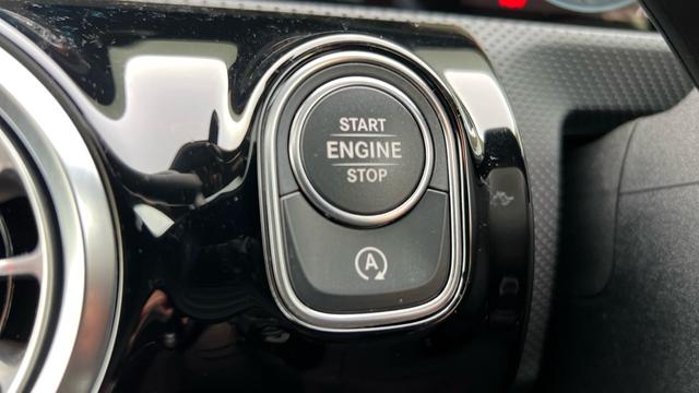 Used 2022 SILVER Mercedes-Benz A-Class A180 AMG Line Premium Plus Night ...