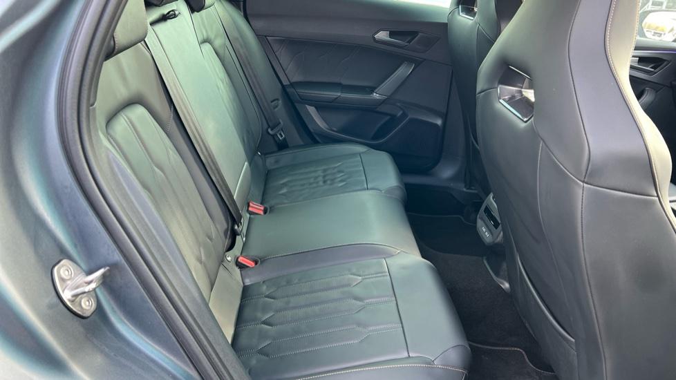 Used 2023 GREY CUPRA Formentor 1.4 eHybrid 245 VZ2 5dr DSG, 11,009 ...