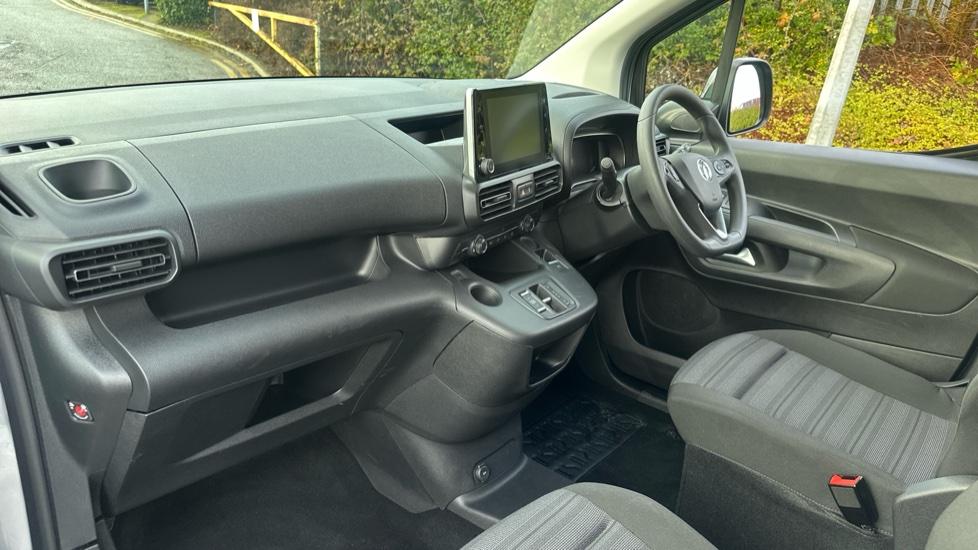 Used 2023 GREY Vauxhall Combo Life 100kW Design XL 50kWh 5dr Auto [7 ...