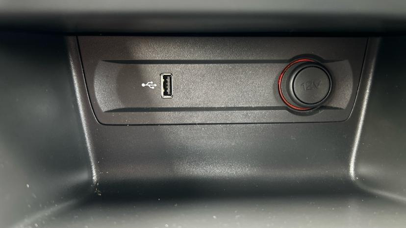 Used 2019 RED MG ZS 1.5 VTi-TECH Exclusive 5dr, 41,516 miles - cinch