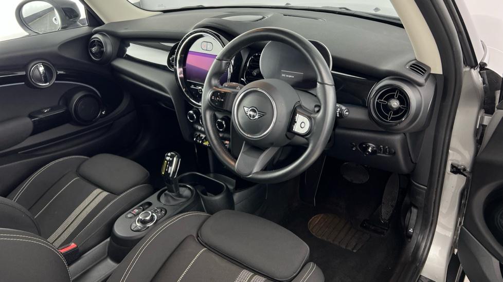 Used 2023 SILVER MINI Hatchback 135kW Cooper S Level 1 33kWh 3dr Auto ...