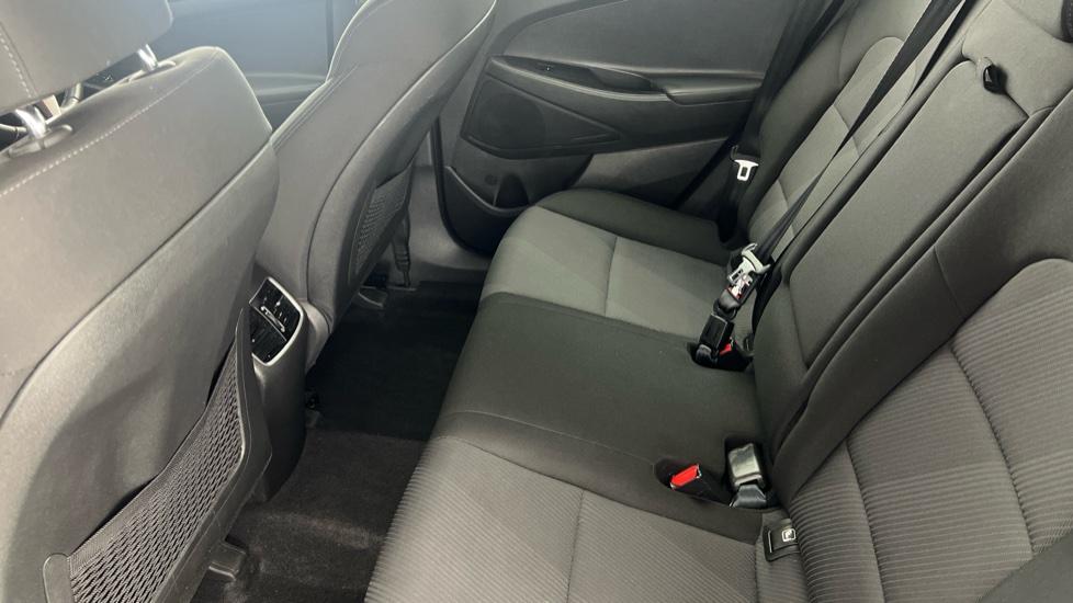Used 2018 GREY Hyundai Tucson 1.6 GDi S Connect 5dr 2WD, 22,708 miles ...