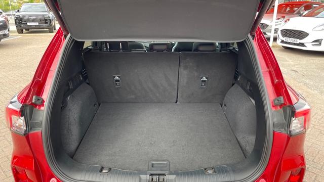 Used 2022 RED Ford Kuga 1.5 EcoBoost 150 ST-Line X 5dr, 18,764 miles ...