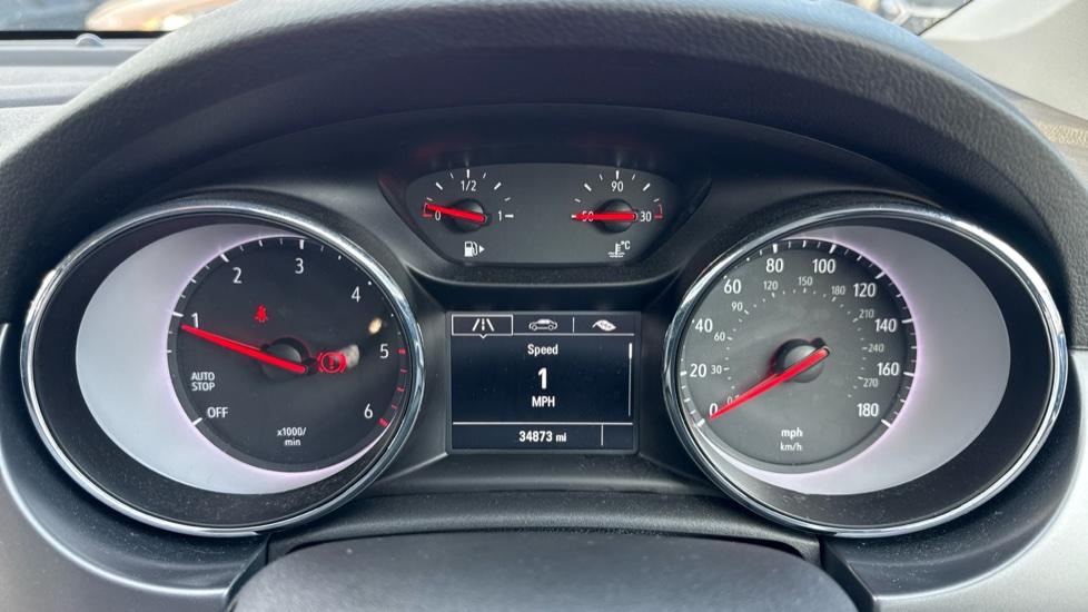 Used 2021 BLACK Vauxhall Astra 1.5 Turbo D Business Edition Nav 5dr ...