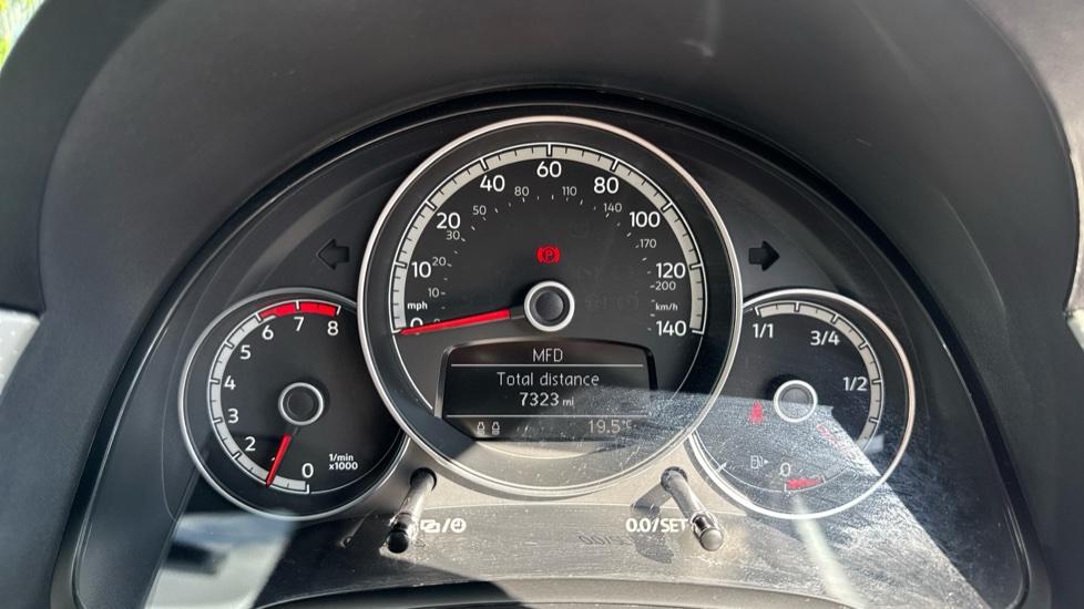Used 2019 RED Volkswagen up! 1.0 90PS High Up 5dr [Start Stop], 7,323 ...