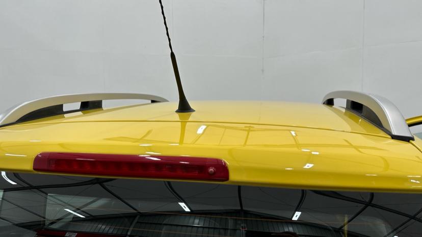 Used 2020 YELLOW Fiat Panda 0.9 TwinAir [90] City Cross 5dr, 29,265 ...