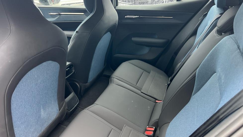 Used 2025 GREY Volvo EX30 200kW SM Extended Range Plus 69kWh 5dr Auto ...