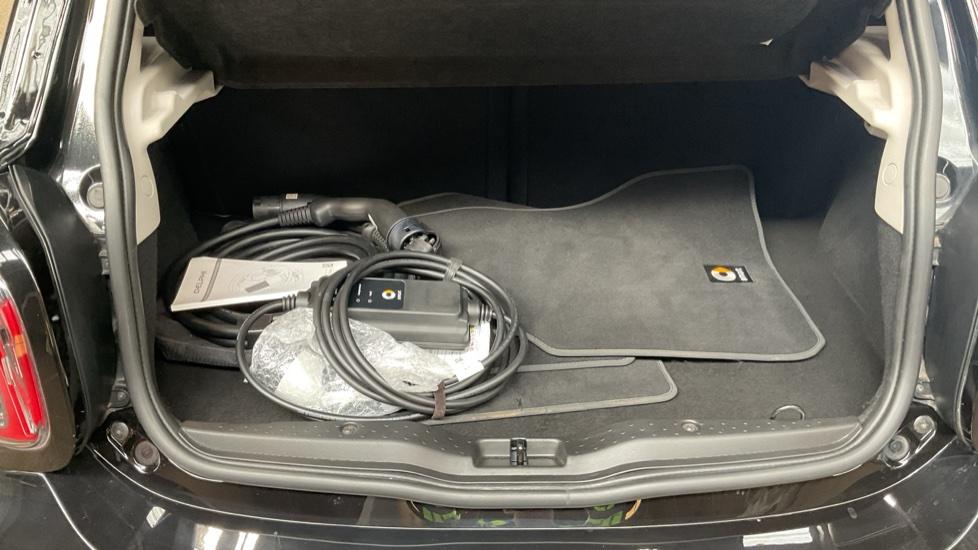 Used 2022 BLACK smart forfour 60kW EQ Exclusive 17kWh 5dr Auto [22kWch ...