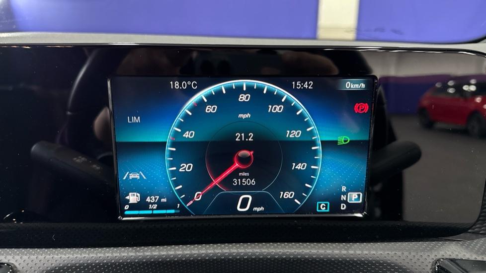 Used 2022 BLACK Mercedes-Benz A-Class A200d Sport 5dr Auto, 31,506 ...