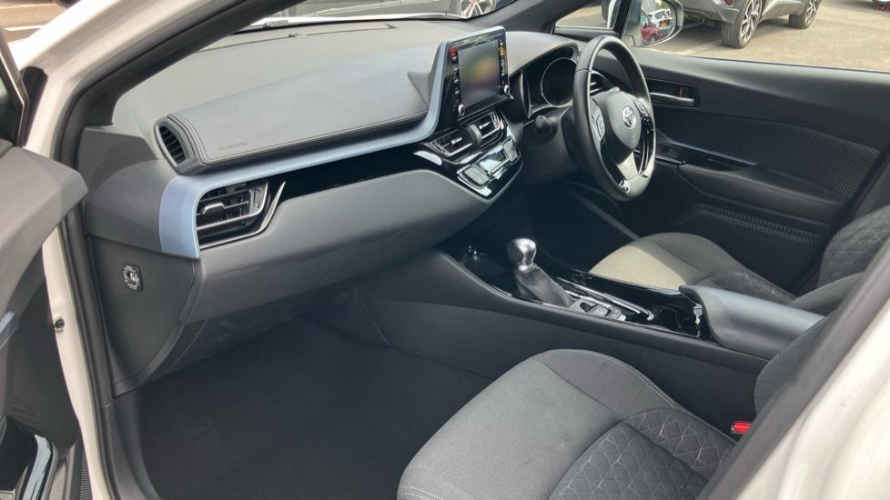 Used 2020 WHITE Toyota C-HR 1.8 Hybrid Design 5dr CVT, 21,111 miles - cinch